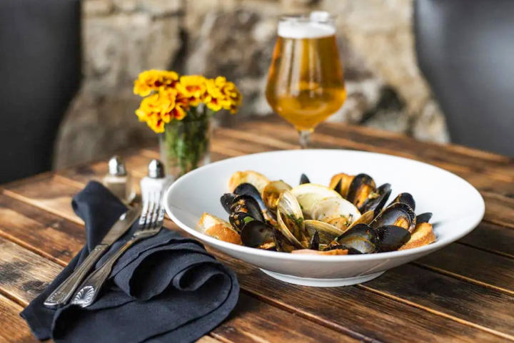 Best of the Best: Downingtown - County Lines Online